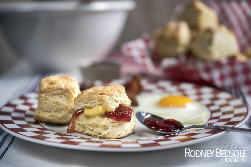 Southern Buttermilk Biscuits | Tajinny.com
